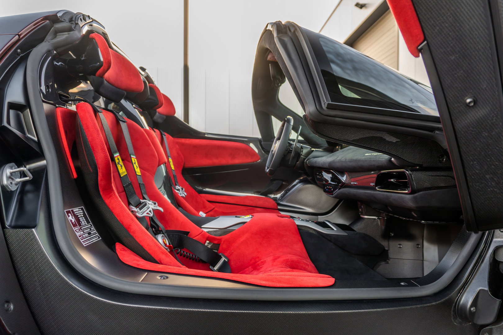 Ferrari Daytona SP3 Detail - Bernards Exclusives